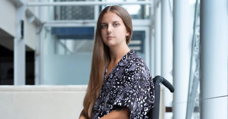 Shoot for the stars: Ella Glendining & Johanna Worcester-Barrett - BIMM ...